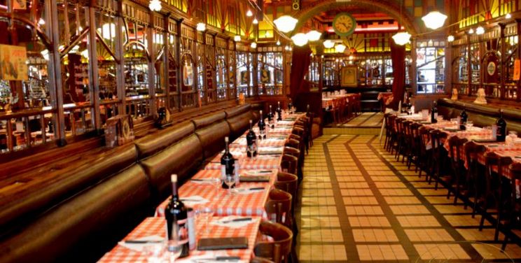 Voedselinspectie sluit twee vestigingen van ribbetjesketen Amadeus ...