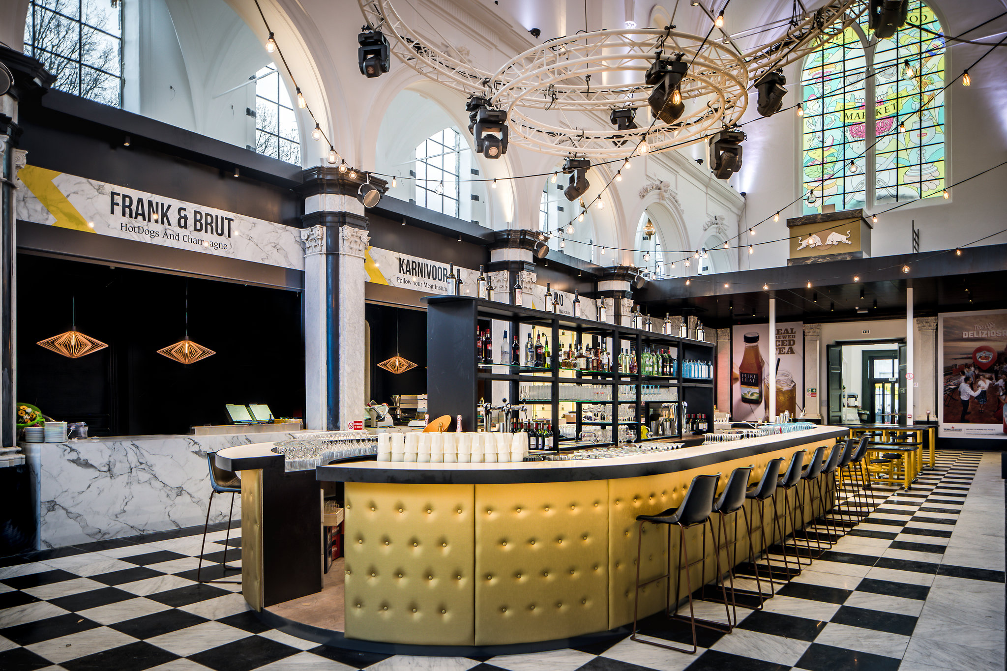 Brandweer sluit Holy Food Market - Made in