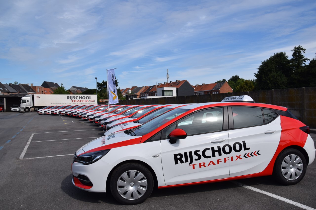 15 nieuwe wagens voor Rijschool Traffix - Made in