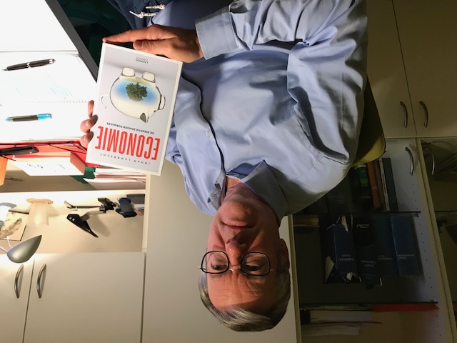 Johan Lambrecht legt uit wat economie is - Made in